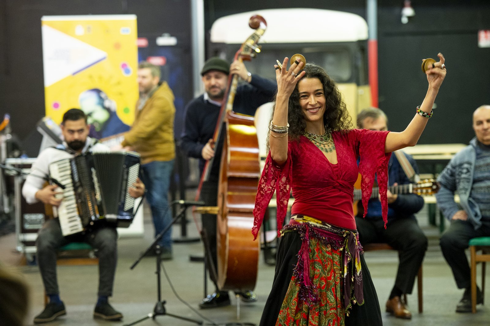 Romanès : le seul cirque Tzigane au monde ! - Ground Control