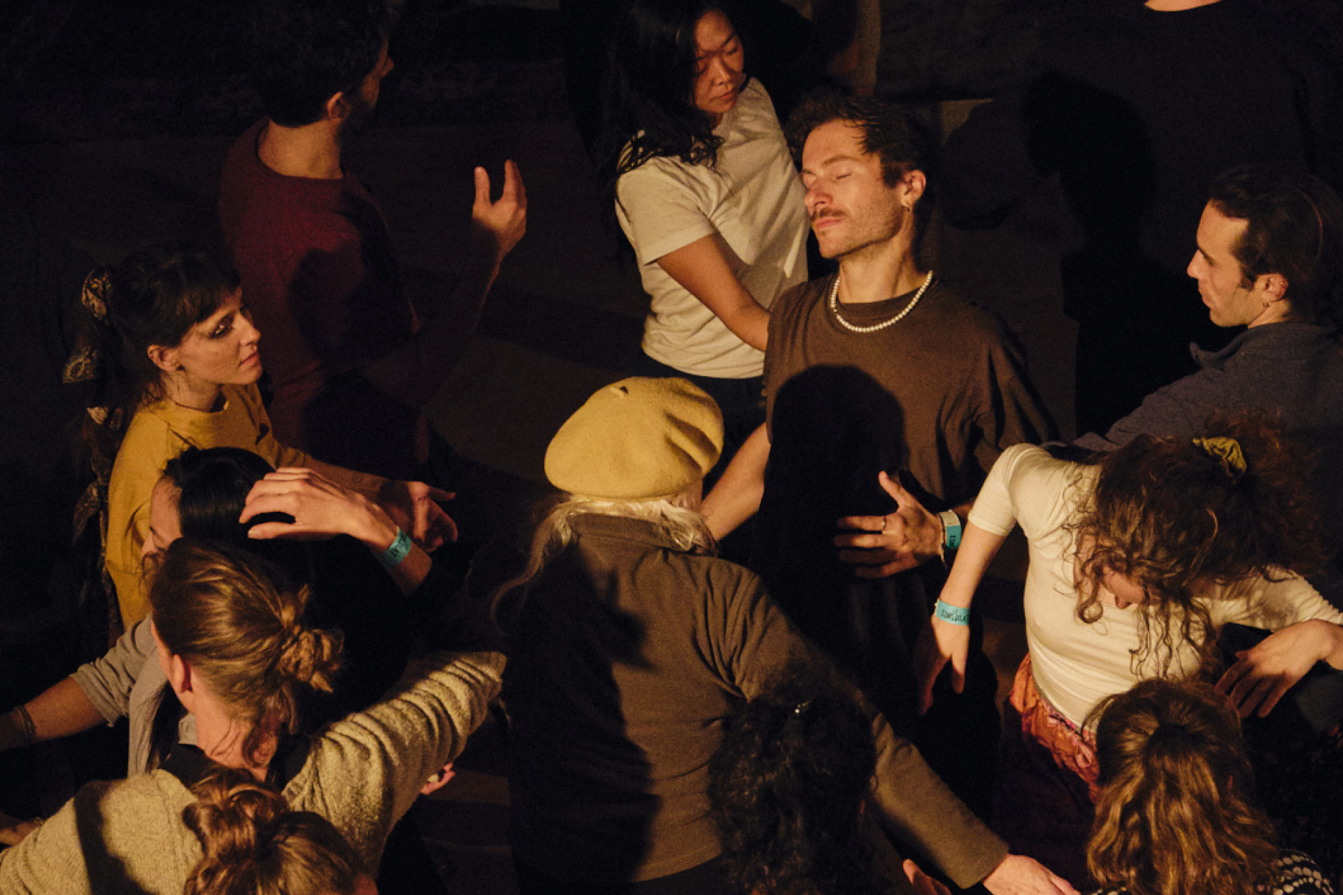 Bal Contact - Ground Control